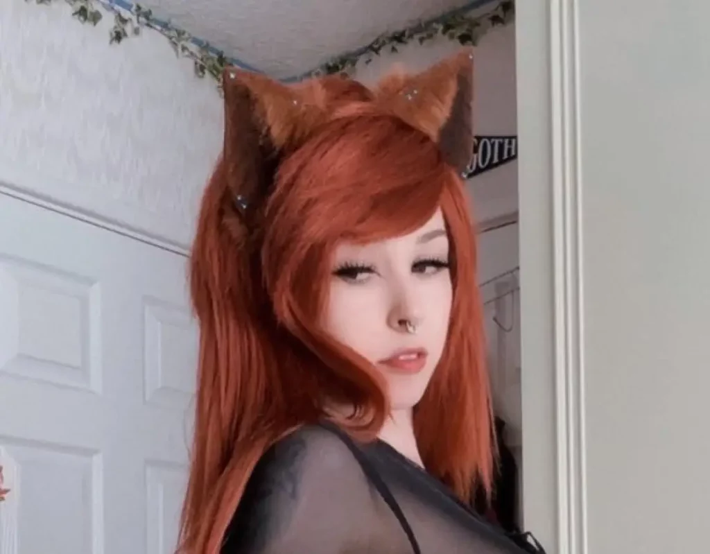 Ember Wolf Biography, Age, Height, Figure, Net Worth - Bioofy